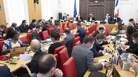 Commission des lois constitutionnelles de la législation et de l