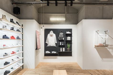 Endelig Rezet Store åbner ny butik Sneakerworld dk