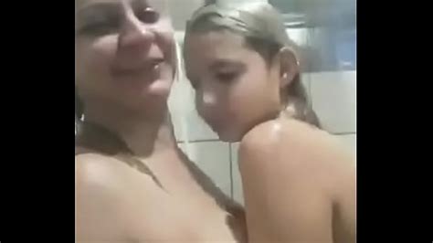 Mãe E Filha Se Pegando No Banho 2024 XXX18