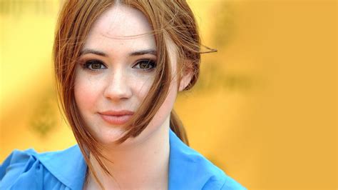 Karen Gillan Half Nude Hot Photos Topless Pics