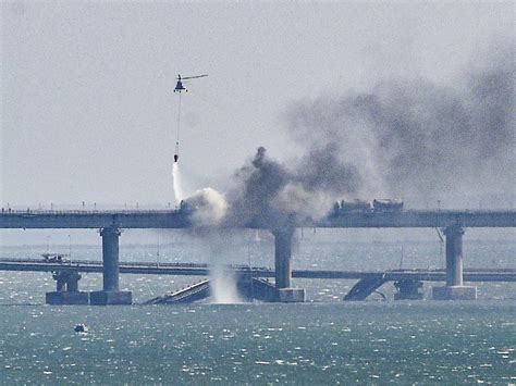 Explosion auf der Krim Brücke der Vorfall in drei Punkten