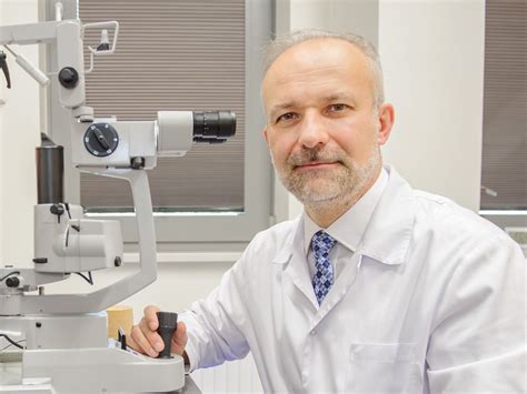 prof dr hab med Jakub Kałużny Klinika Okulistyczna w Bydgoszczy
