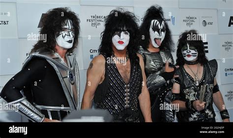 New York USA 11th June 2021 L R KISS Musicians Tommy Thayer Paul