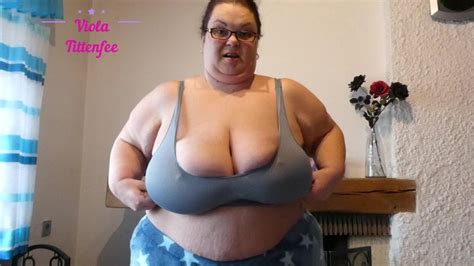 VT Trying On My Old Tiny Grey Sports Bra Viola Tittenfee Clips4sale