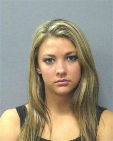 Hot Female Criminals That Would Be Perfect For Orange Is New Black