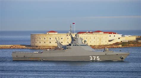 Les Forces De D Fense Ukrainiennes Ont Touch Deux Nouveaux Navires