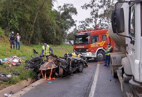 Quatro Pessoas Morrem Em Grave Acidente Na BR 470 No Alto Vale