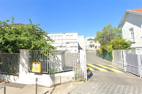 INFO RTL Val De Marne Une Documentaliste Mise En Examen Pour