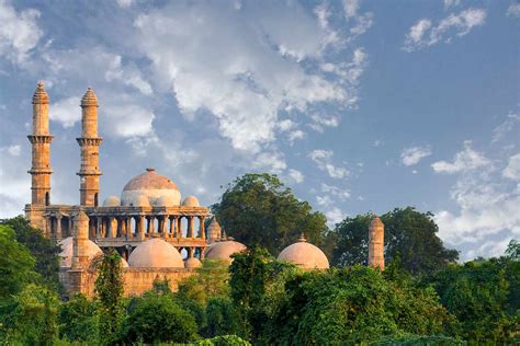 21 Attractions And Tourist Places To Visit In Gujarat