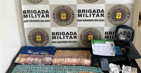 Homem que cometeu sequência de furtos em farmácias é preso no centro de
