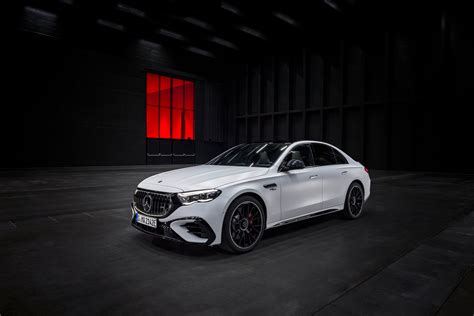 Performance Und Effizienz In Neuer Kombination Der Mercedes AMG E 53