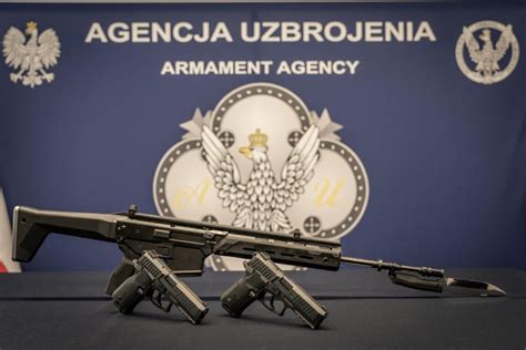 Kolejne dostawy VIS 100 oraz karabinków MSBS GROT dla Wojska Polskiego