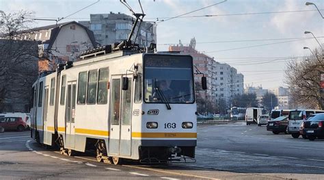 B365 STB ALERT Liniile 14 40 și 55 blocate pe Bulevardul Corneliu