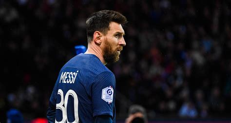 Messi Rend Fou Les Supporters Du Psg Et S Loigne Du Bar A L Om Veut