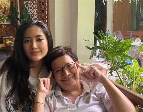 Profil Maura Magnalia Putri Nyentrik Nurul Arifin Yang Meninggal Di