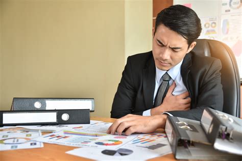 Linsuffisance Cardiaque Causes Sympt Mes Et Traitements Esculape
