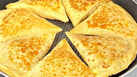 VOICI UNE BONNE RECETTE DE CRÊPES SALÉES À PREPARER PLIAGE SAMOUSSA