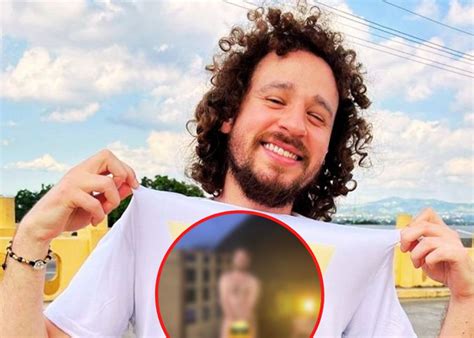 Como Mi Madre Me Trajo Al Mundo Luisito Comunica Se Desnuda En