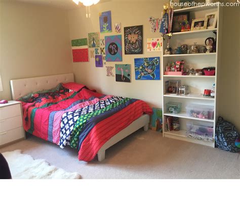 Teen Girls Bent Over Bed Telegraph