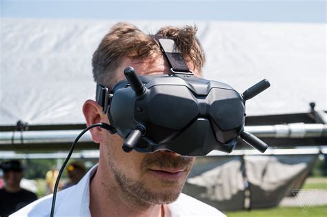 2021 红点最佳设计奖DJI FPV Goggles 无人机飞行眼镜 普象网