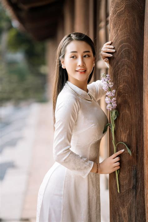 101 Ảnh Gái Xinh Mặc Áo Dài Đẹp Duyên Dáng Thước Tha