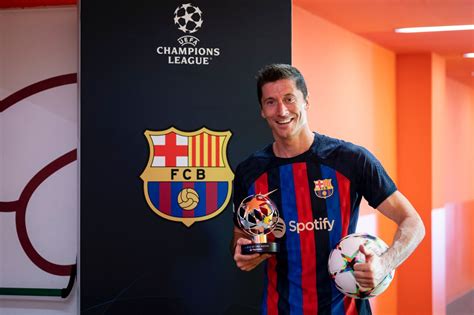 Lewandowski Meilleur Joueur De La Semaine De Ligue Des Champions