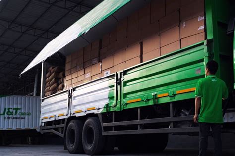 Tekan Biaya Logistik Cara Paling Efektif Agar Bisnis Lebih Efisien