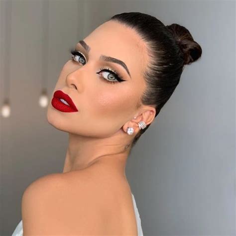 O Poder Do Batom Vermelho Na Maquiagem Beleza Make