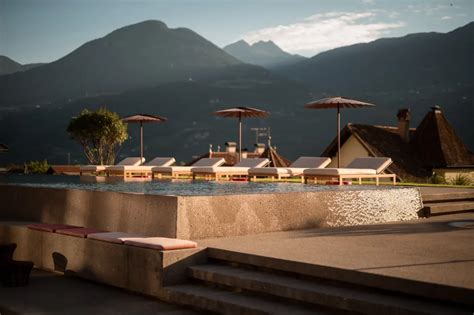 Sind das schönsten Infinity Pools in den Alpen Falstaff Travel