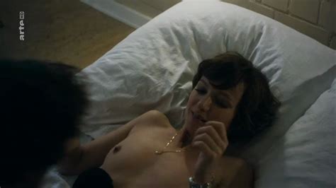 Naked Julia Koschitz In Zwei Mal Lebensl Nglich
