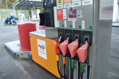 Pénurie de carburants 28 1 des stations services en difficulté