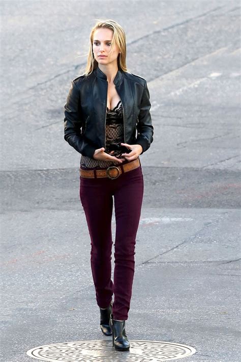 Natalie Portman In Skinny Jeans With Leather Jacket On The Set Of