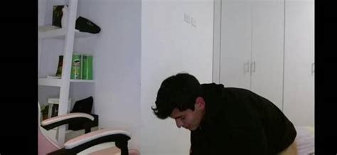Twitch Streamer Caught Doing Her BF Live On Stream Scrolller