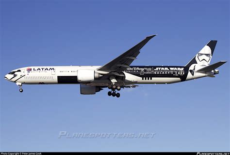 Pt Mua Latam Airlines Brasil Boeing Wer Photo By Peter James Cook