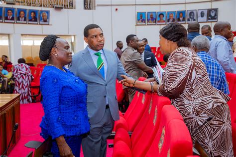SERIKALI YAWASILISHA MAPENDEKEZO YA UKOMO WA BAJETI 2024 2025 MoF