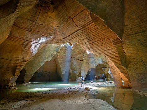 Bukit Arosbaya Wisata Bukit Kapur Eksotis Di Bangkalan Madura