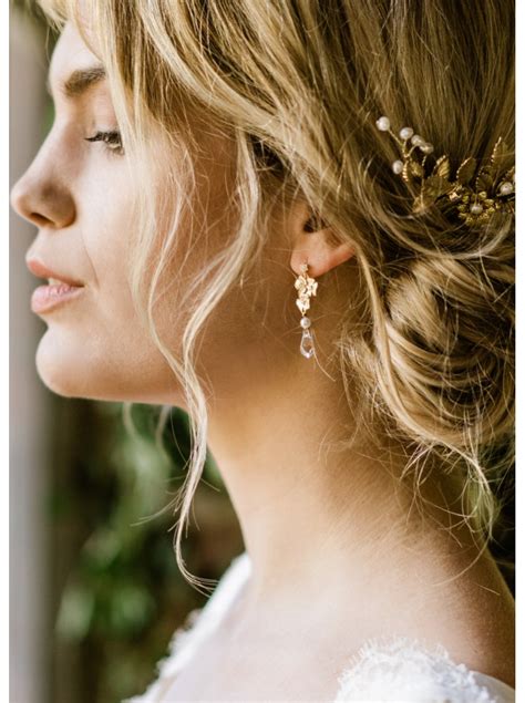 Boucles d oreilles mariée Holly avec gouttes de cristal et attaches