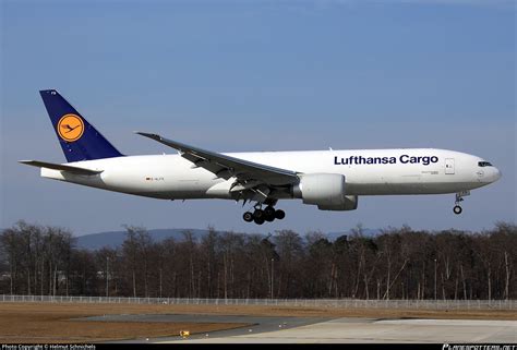 D ALFD Lufthansa Cargo Boeing 777 FBT Photo By Helmut Schnichels ID