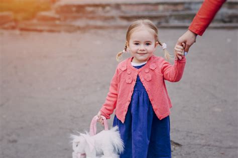 Proste fryzury dla dziewczynek 25 najlepszych pomysłów Puppo pl