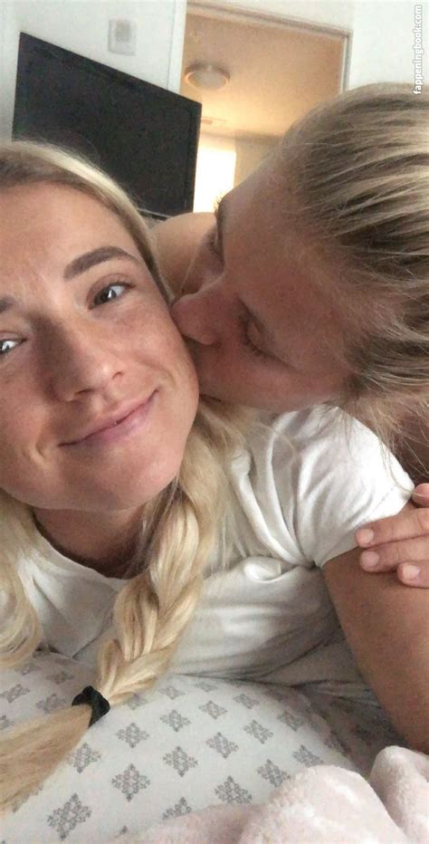 Kristie Mewis Nude The Fappening Photo Fappeningbook