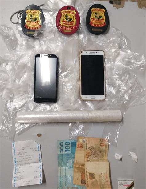 Polícia Civil prende dupla suspeita de tráfico de drogas em Morada Nova