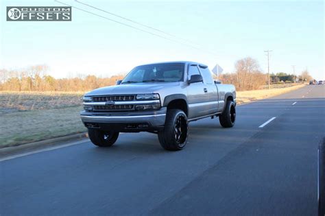 2000 Chevrolet Silverado 1500 With 22x12 44 Hostile Stryker And 33 12