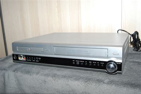 Magnetowid VHS DVD Universum DVD Sklep Opinie Cena W Allegro Pl