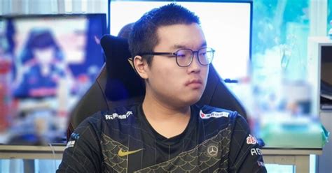 Rng Ti T L Chi N Thu T Chi N Th Ng T Gi Nh Ng I V Ch Msi