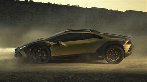 Lamborghini Huracán Sterrato arrives with 601 hp rally mode
