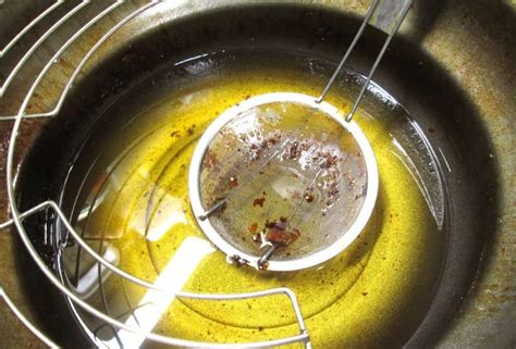Lhuile de friture usagée où peut on le jeter
