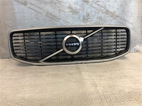 ATRAPA GRILL VOLVO XC60 II R DESIGN za 550 zł z Wieszczęta Allegro pl