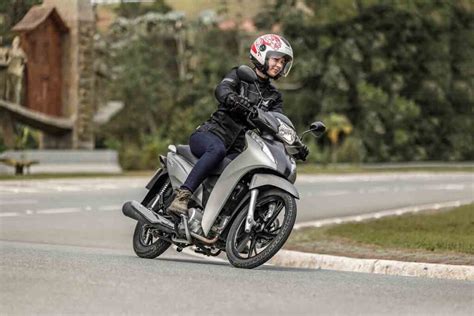Honda Biz 2023 fotos ficha técnica potência consumo e preço