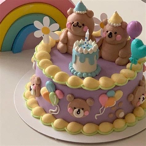 Pin Oleh Zoeys Pins And Herbs Di Cute Cakes Kue Lucu Menghias
