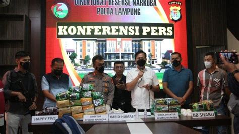 Polda Lampung Gagalkan Penyelundupan 35 Kg Sabu Ada Yang Disimpan